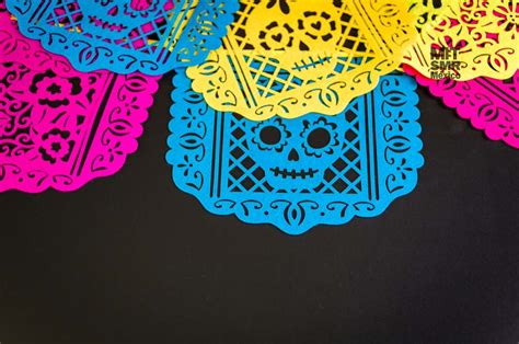 Papel picado de Día de Muertos Historia significado y curiosidades
