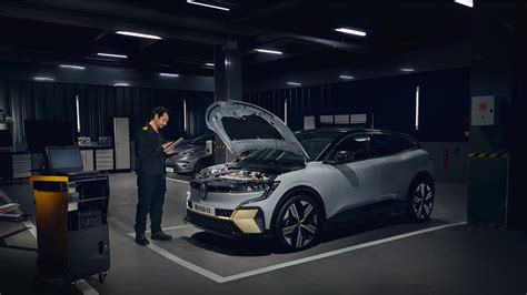 Book Your Renault Service Renault Servicing Bristol Street Motors