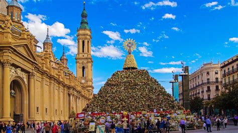 Las Fiestas Del Pilar En Zaragoza Fiestas De Pueblos