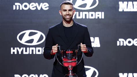 Arde la casa de Borja Mayoral mientras recogía el trofeo de máximo