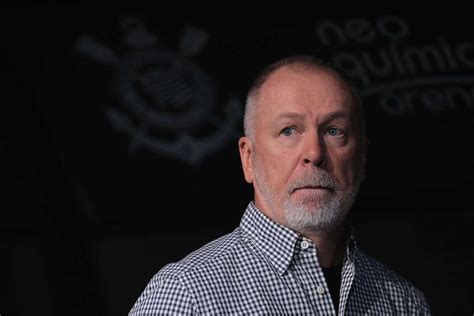 Novamente Mano Menezes Corinthians Perde Quatro Jogos Seguidos No