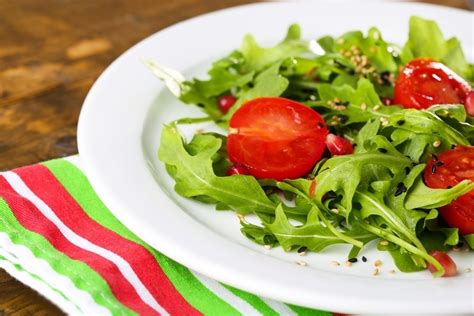 8 melhores receitas para emagrecer saladas sopas e sucos Tua Saúde
