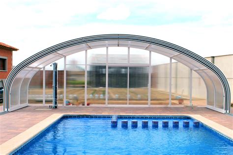 Cubierta Telescópica Alta para Piscinas Modelo Milos Tecnyvan Fabricante
