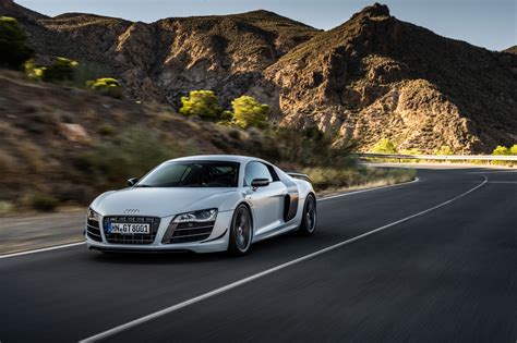 Audi R8 Coupe V10 GT RWD 2023 Picture 49 Of 99
