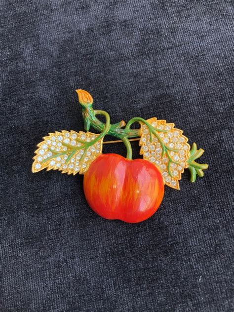 Rare Weiss Enamel And Rhinestone Apple Brooch Pin V Gem