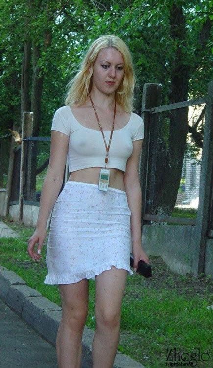 Flat Chested Nude In Public Immagini Xhamster SexiezPicz Web Porn