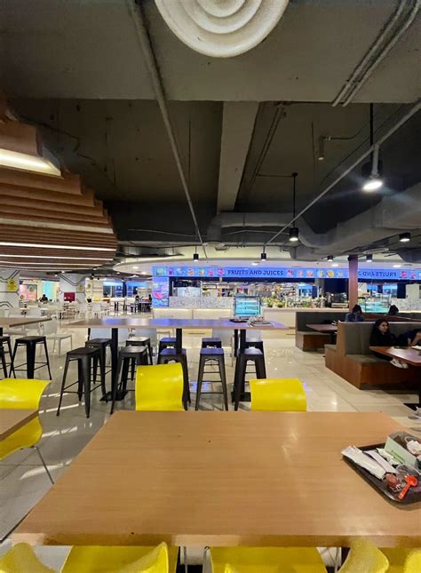 Txt Dari Kuliner On Twitter Kondisi Foodcourt Di Salah Satu Mall Yang