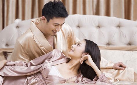 Cách làm phụ nữ thèm khát chảy nước một phát ăn ngay Hội Buôn Chuyện
