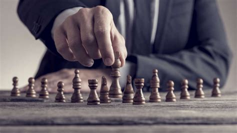 La diferencia entre gestión y liderazgo Amado Consultores