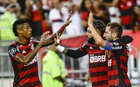 Flamengo começa 2023 9 jogadores em fim de contrato veja lista