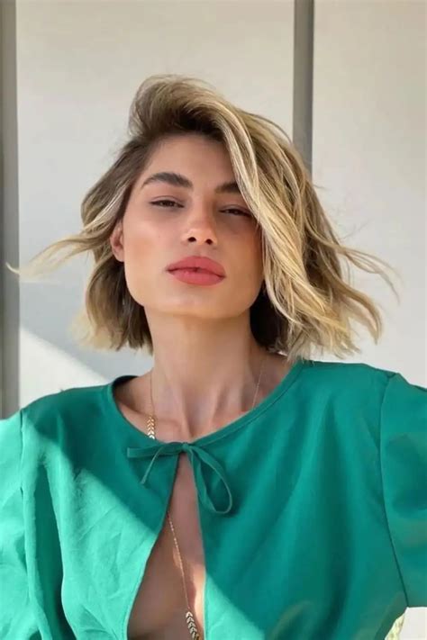 10 Cortes De Pelo Bob Ondulado En Tendencia Que Dan Volumen Y Estilizan