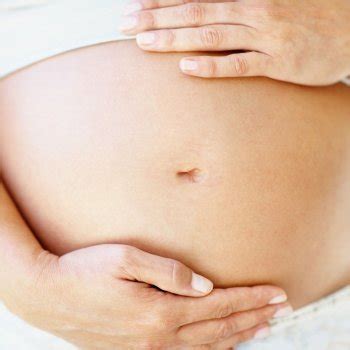 Cómo es el noveno mes de embarazo para la mujer y para el bebé