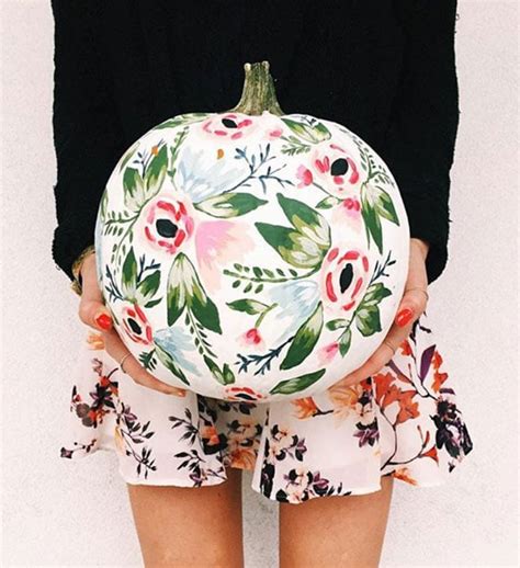 35 Amazing Painted Decorative Pumpkin Art Ideas For Halloween 2018