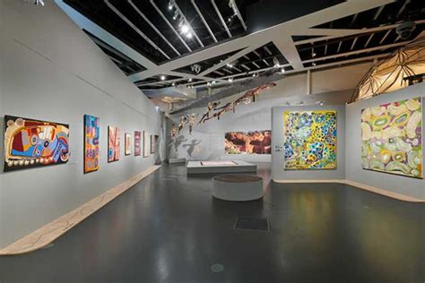 Exposition Songlines à Paris lodyssée aborigène du musée du Quai Branly