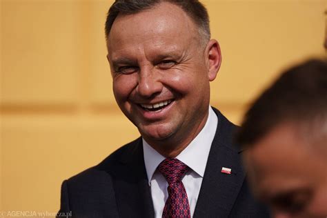 Cbos Andrzej Duda Liderem Rankingu Zaufania Kaczy Ski I Tusk Z
