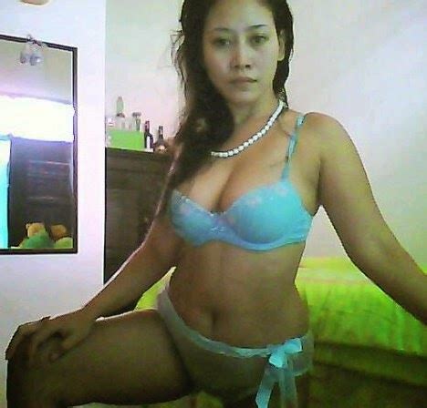 Tante Ani Janda Muda Toket Gede Narsis Pakai Bra Dan Celana Dalam Saja