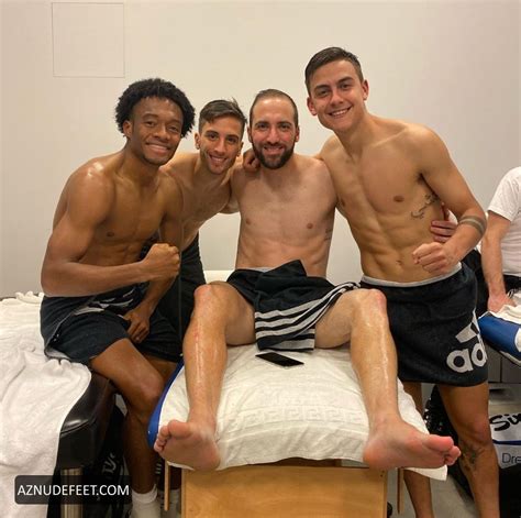 GONZALO HIGUAÍN Feet AZNudeFeet Men