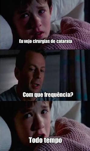 Комикс мем Eu vejo cirurgias de catarata que frequência Todo