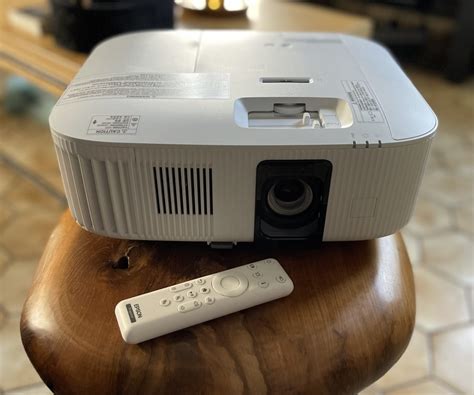 Réception de l EPSON EH TW6150 pour un futur test Nouvelles Du Monde