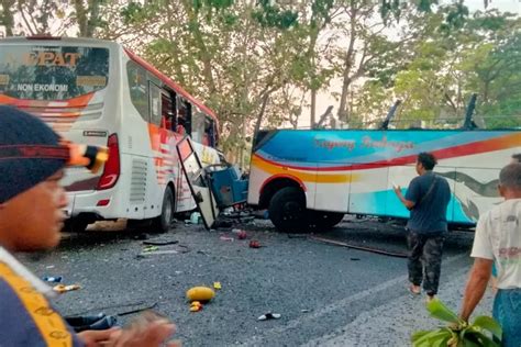 Inilah Kronologi Dan Daftar Nama Korban Tabrakan Maut Bus Di Ngawi