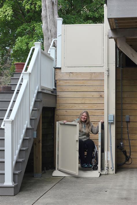 Outdoor Vertical Platform Lifts Residential Commercial Bruno