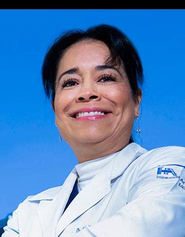 Dra Lucila del Carmen Sánchez Ortìz Hospitales Angeles