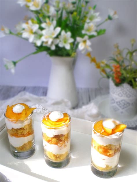 Juego de Blogueros 2 0 Trifle de Melocotón y Nata Trifle Natillas