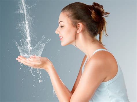 agua Centro de Estética Elena Somoano Oviedo