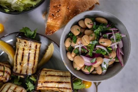 Piyaz türkischer weiße Bohnen Salat Dailyvegan