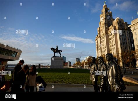 Liverpool Waterfront Liverpool S Most Famous Sons The Fab Four Batales