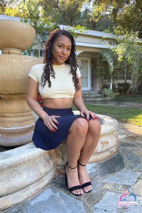 Kitt Lacey S Feet I Piedi Di Kitt Lacey Celebrities Feet Hot 2022