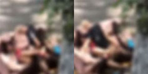 VÍDEO casal é flagrado fazendo sexo em sofá abandonado