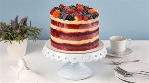 Bruno Bolos celebra 8 anos degustação gratuita de naked cake