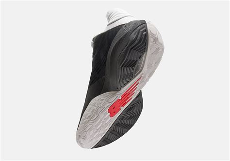 2023年9月22日発売New Balance TWO WXY V4 Dualism Shot Clock