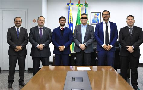 Em ato solene novo Procurador Geral do Estado é oficialmente empossado