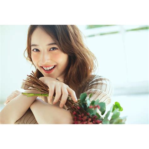 Top 9 nữ diễn viên Nhật xinh đẹp và tài năng 2019 ELLE Man Việt Nam