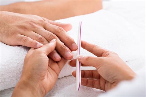 Cosa Significano Le Macchie Bianche Sulle Unghie In Questo Caso