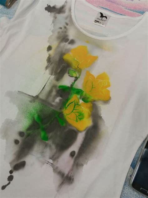 Pin by Nora Mankova on Projekty na vyskúšanie Hand painted clothing