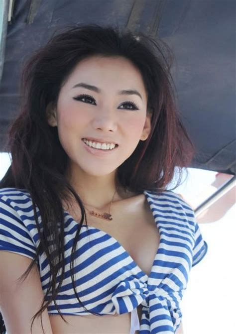 Page Milmon Sexy PicPost