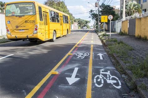 Entenda a diferença entre ciclovia e ciclofaixa dcmais