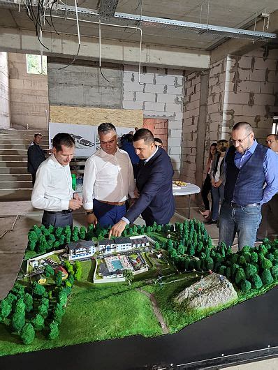 Foto Raportul De Activitate Pe Anul Al Primarului Drago