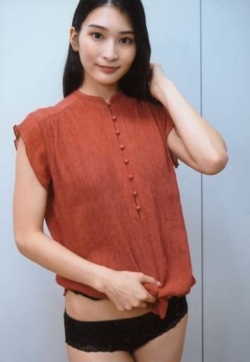 駿河屋 【アダルト】 本庄鈴dvd「sodstar15周年記念 厳選した人気スター女優18名 デビューsex集めました 2枚組7時間best」生写真（女性生写真）