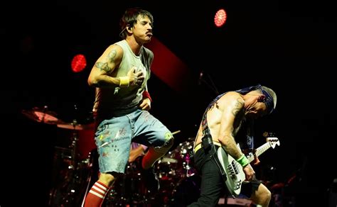 Cuáles son los precios de las entradas de los Red Hot Chili Peppers en