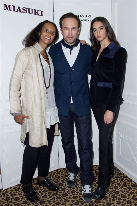 Photo Exclusif Vincent Perez Et Sa Femme Karine Silla Et Leur Fille