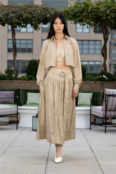 Cinq à Sept Spring 2024 Ready to Wear Collection Vogue