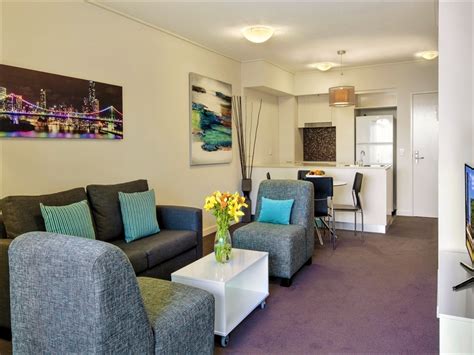 Evolution Apartments Brisbane Resorts Hotels By Yonda