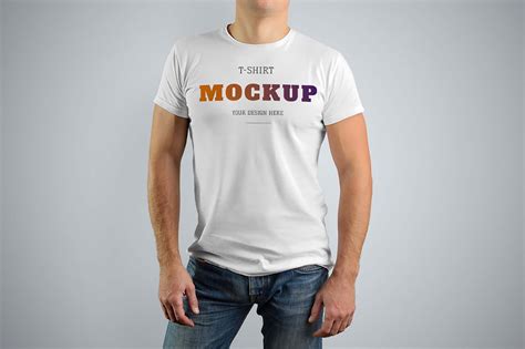 Free Realistic T Shirt Mockup For Men PSD