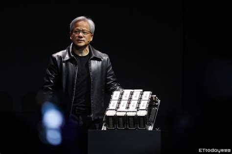 黃仁勳穿招牌黑夾克現身 NVIDIA被嫌貴反妙解買愈多愈省錢 ETtoday財經雲 ETtoday新聞雲
