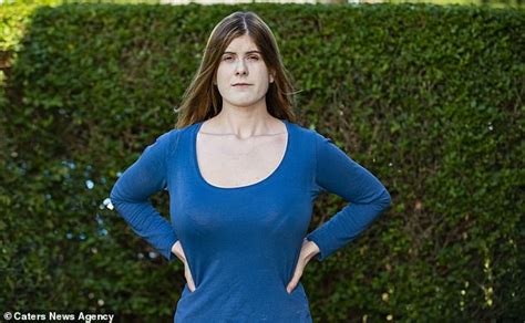 Size 10 Mum Says Her 32K Breasts Have Ruined Her Life Daily Mail Online