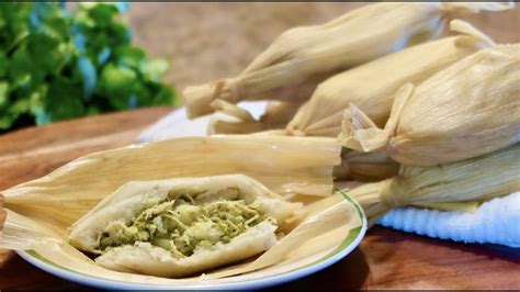 TAMALES DE POLLE EN SALSA VERDE Authentic Salsa Verde Recipe Tamale